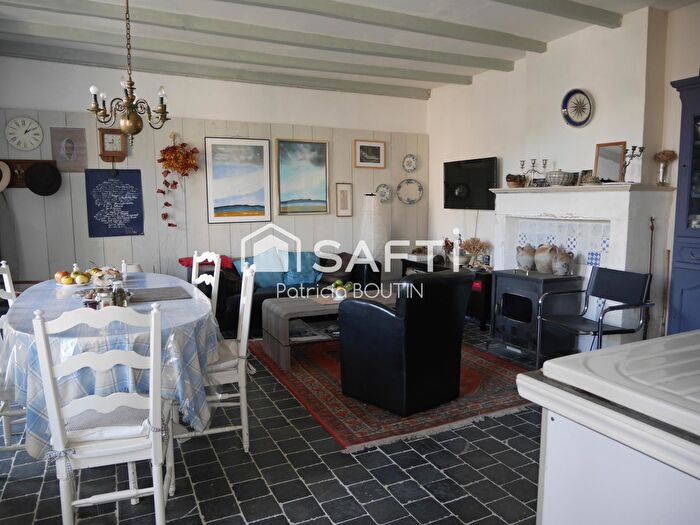 Villiers-en-Plaine : Maison 6 pièces à vendre