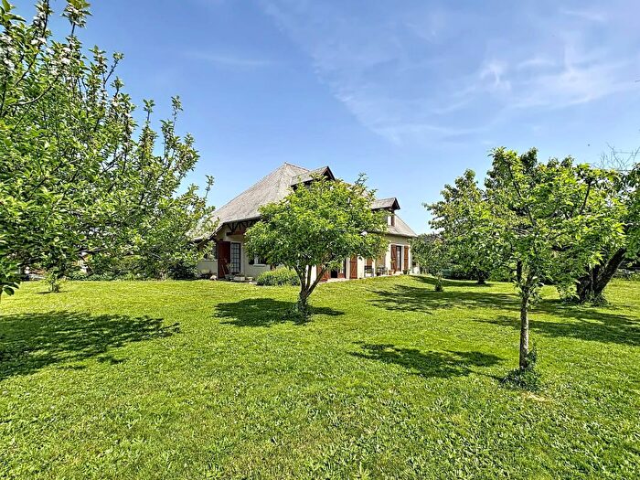 Maison à vendre - Nay - 7 pièces - 5 chambres