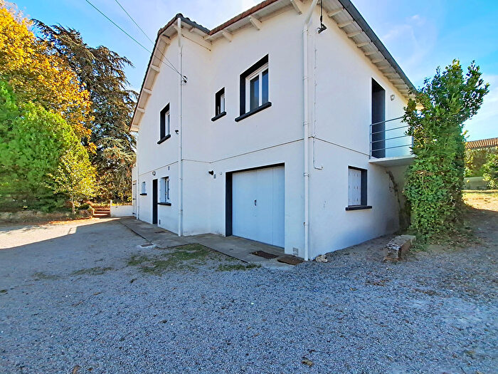Tonnay-Charente : Maison 5 pièces à vendre
