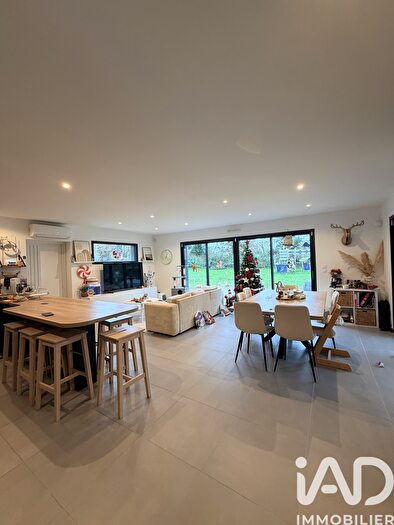 Maison à vendre - Cléden-Poher - 9 pièces - 7 chambres