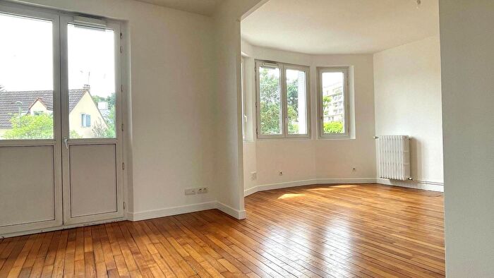 Appartement 4 pièces à louer - Bruyères-Postillons-Jaurès-Val Allard, Sèvres
