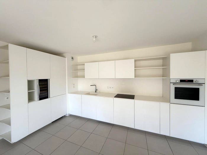 Sud, Vétraz-Monthoux : Appartement 3 pièces à louer