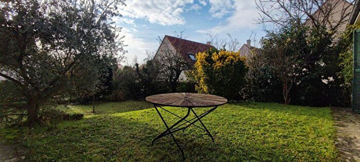 Maison à louer - Fin dOise, Conflans-Sainte-Honorine - 9 pièces - 5 chambres