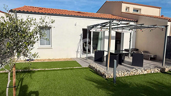 Maison à vendre - Saint-Vincent-sur-Jard - 3 pièces - 2 chambres