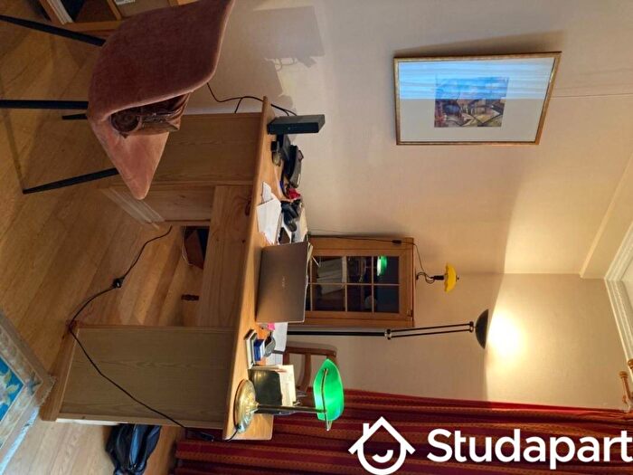 Appartement à louer - Clignancourt-Jules Joffrin, Paris ème arrondissement - 1 pièce