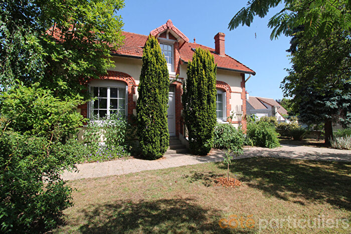 Maison 6 pièces à Saint-Benoît-sur-Loire, à vendre