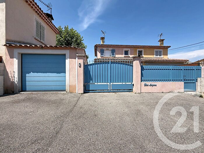 Maison 4 pièces à louer à Mandelieu-la-Napoule, Les Termes
