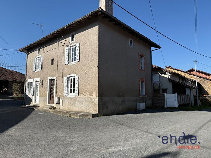 Maison à vendre - Rochechouart - 4 pièces - 2 chambres