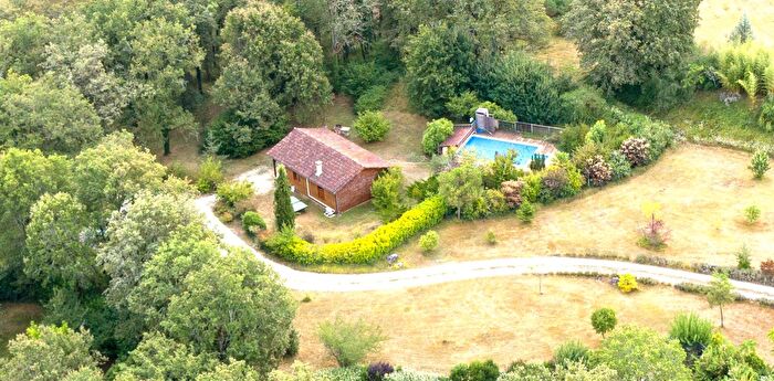 Maison à vendre - Souillac - 4 pièces - 2 chambres