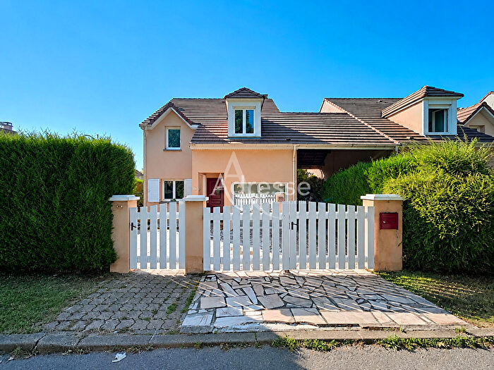 Magny-le-Hongre - Maison 7 pièces à vendre