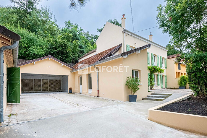 Maison 7 pièces à La Celle-Saint-Cloud, Les Sablons, à vendre