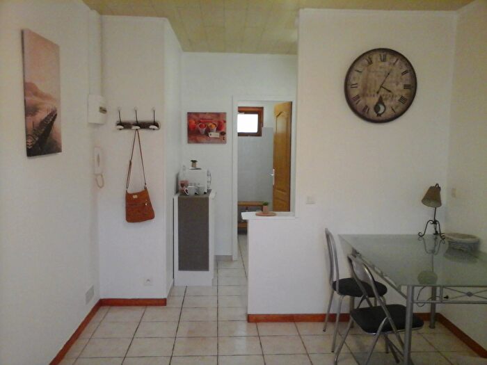 Appartement 1 pièce à Narbonne, Egassieral, à louer