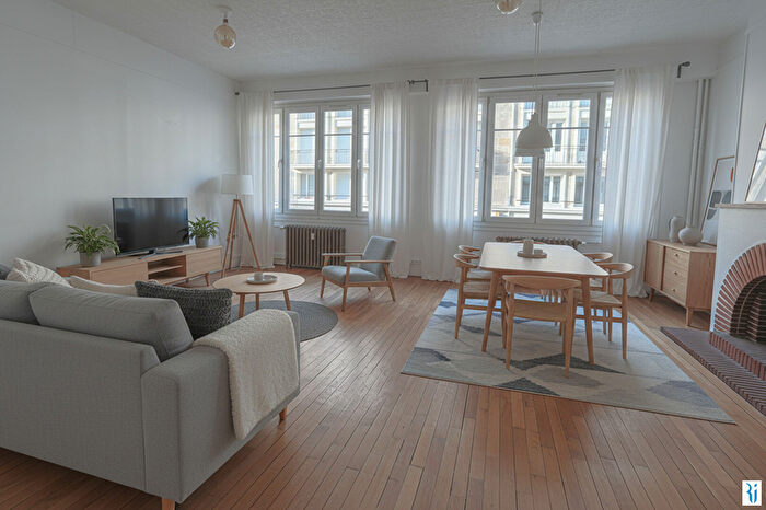 Appartement à louer - Rouen, Vieux Marché, Cathédrale - 4 pièces - 3 chambres