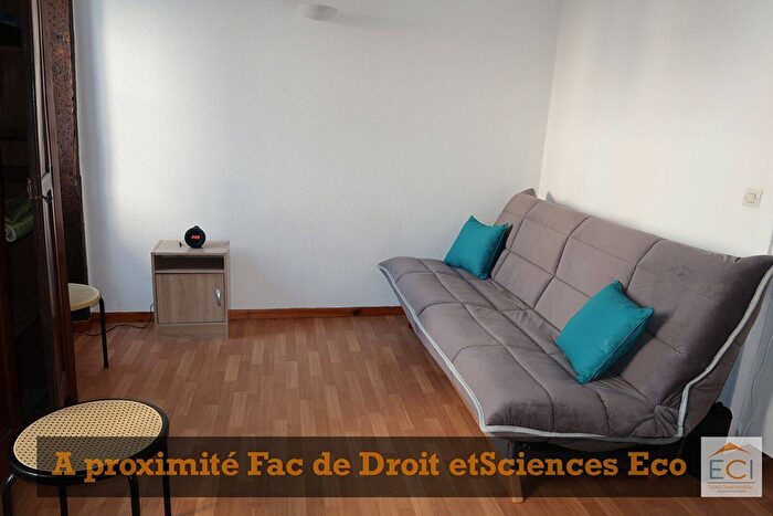 Centre-Hôtel de Ville, Limoges : Appartement 1 pièce à louer