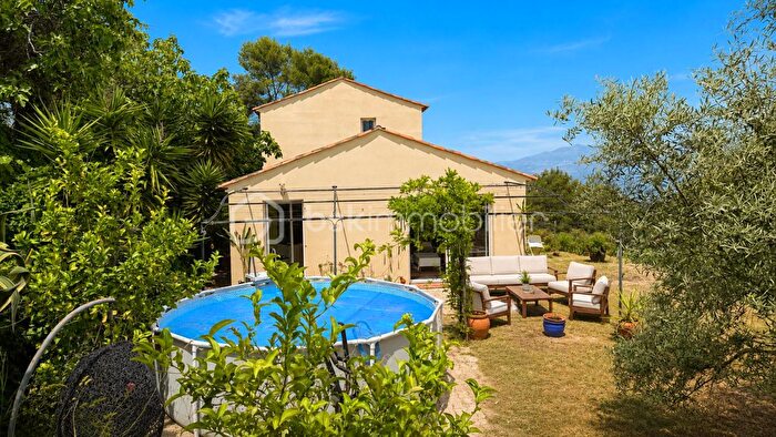 Maison 4 pièces à Saint-Laurent-du-Var, Tuilière, Sainte-Petronille, Les Crottes, Tour, Iscles, à vendre