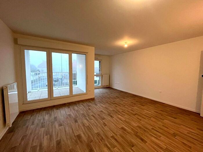 Appartement à louer - Laon Zola-Neufchâtel-Orgeval, Reims - 3 pièces - 2 chambres