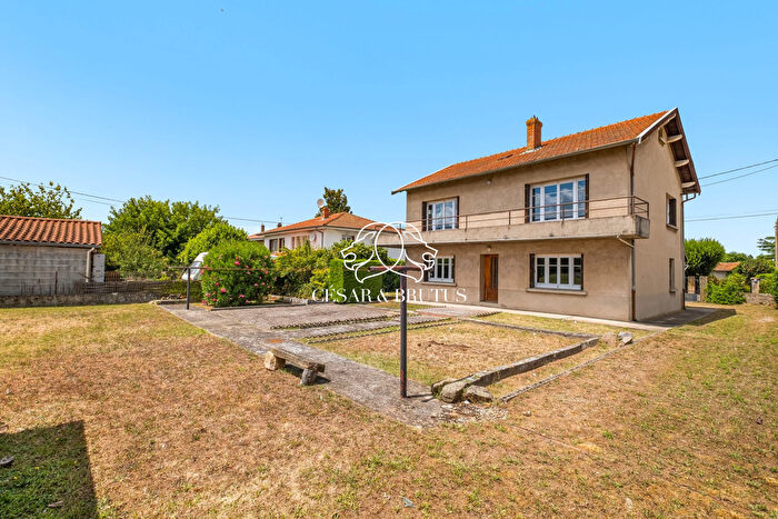 Maison à vendre - Roussillon - 5 pièces - 3 chambres
