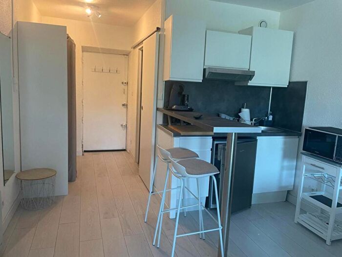 Appartement à louer - La Ciotat, Fontsainte - 1 pièce
