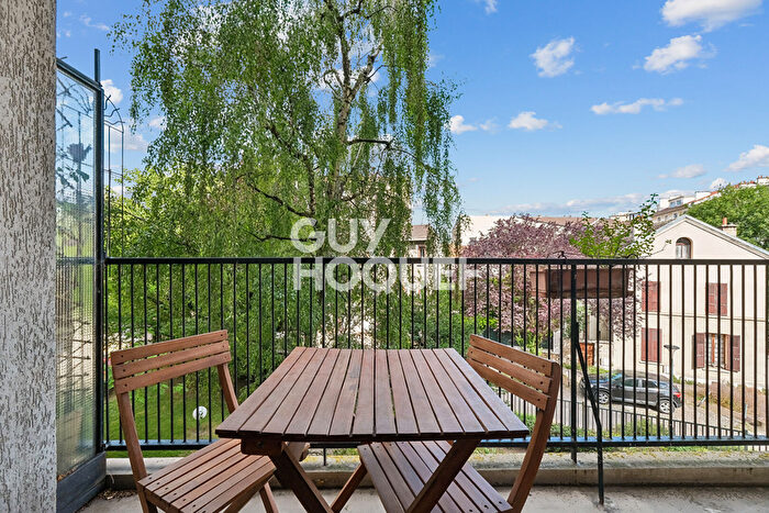 Appartement 2 pièces à Noisy-le-Sec, Centre-ville, Gare, à vendre