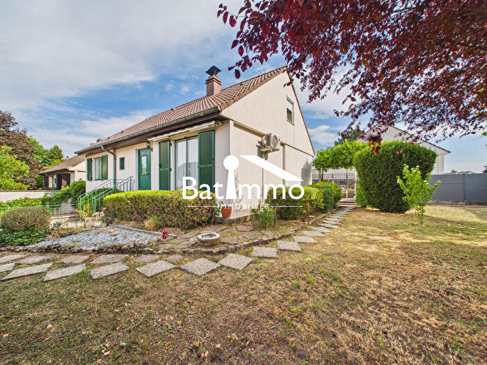 Maison 5 pièces à Marly, à vendre