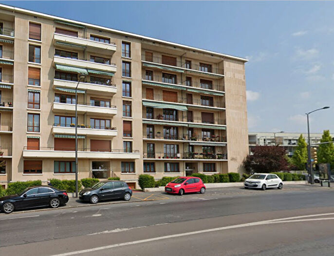 Appartement 2 pièces à Reims, Centre-ville, à louer