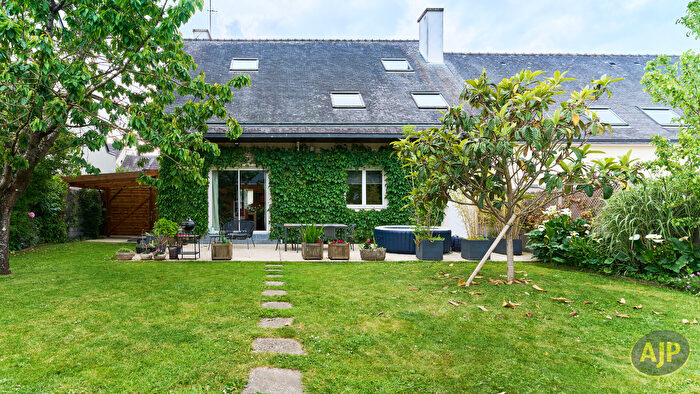Maison 8 pièces à Quartiers Nord-Est, La Motte Brûlon, à vendre