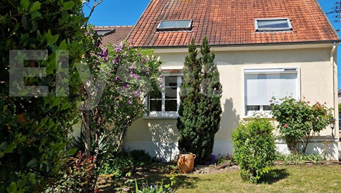Maison à vendre - Orléans, Saint-Vincent, Pasteur - 4 pièces - 3 chambres
