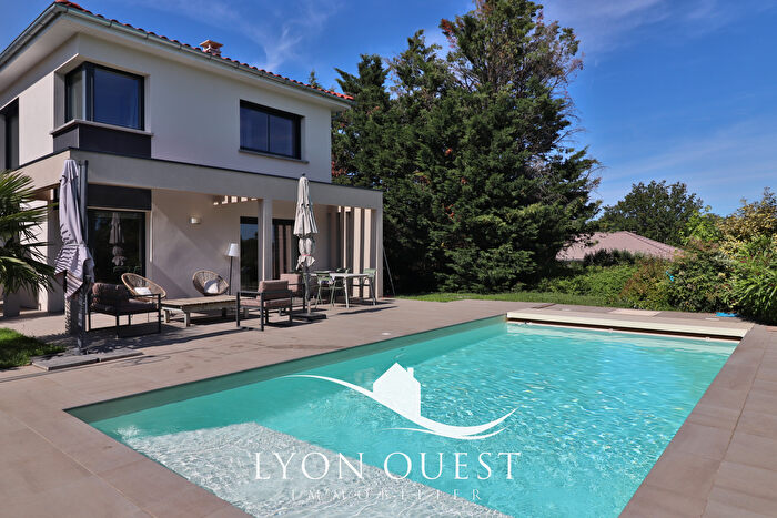 Maisons à vendre et appartements à louer - 1