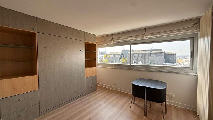 Appartement à louer - Cambronne-Garibaldi, Paris ème arrondissement - 1 pièce