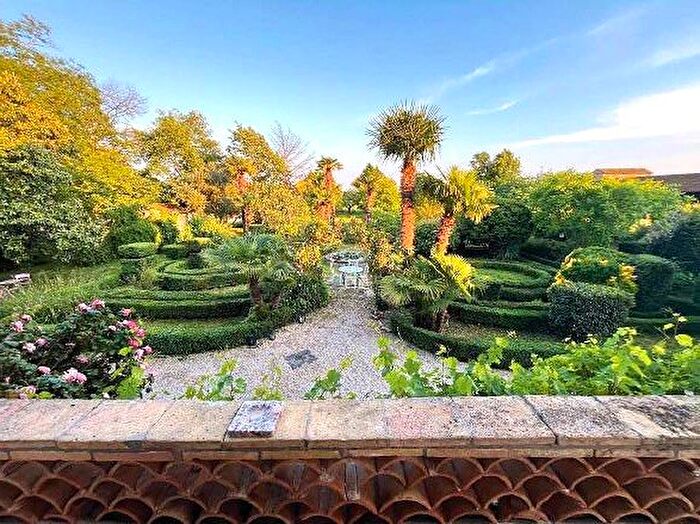 Maison à vendre - Lisle-sur-Tarn - 10 pièces - 6 chambres