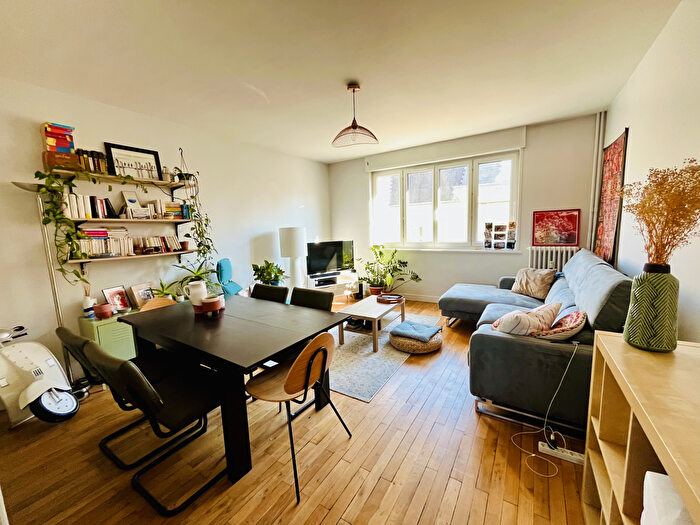 Appartement à louer - Poitiers, Centre-ville - 3 pièces - 2 chambres