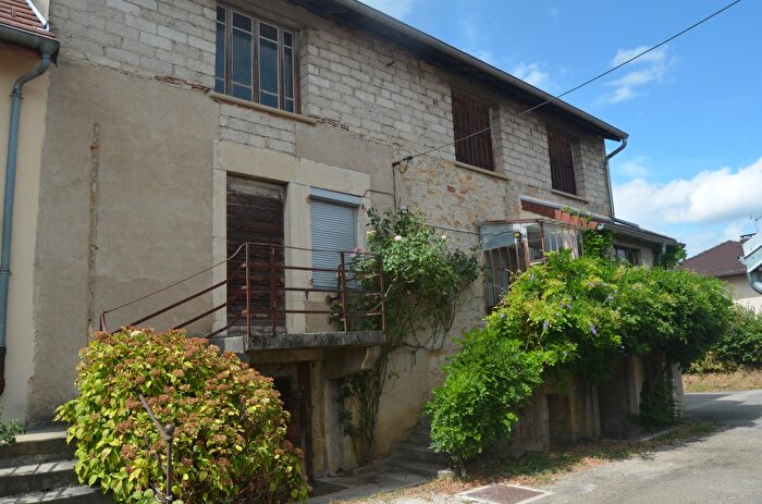 Maison 4 pièces à vendre - Villeneuve-sous-Pymont