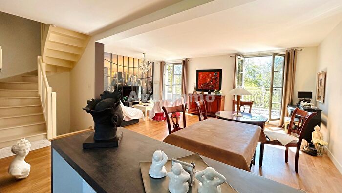 Maison 6 pièces à Septeuil, à vendre