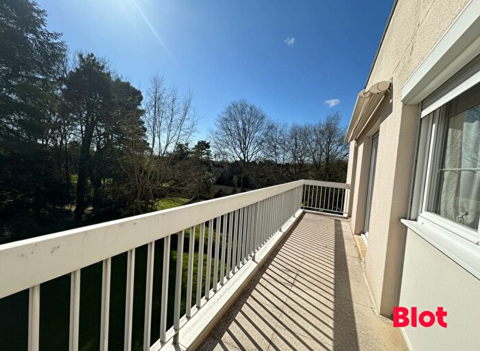 Appartement à vendre - Quartiers Sud-Ouest, Bréquigny - 5 pièces - 3 chambres