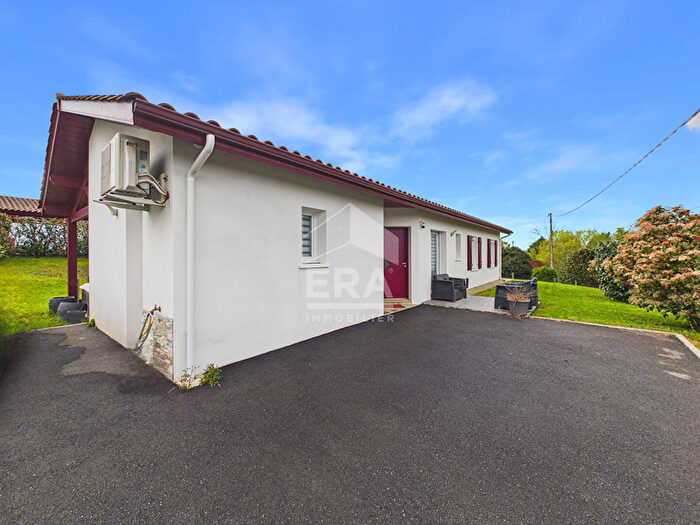 Maison à vendre - Ayherre - 4 pièces - 3 chambres