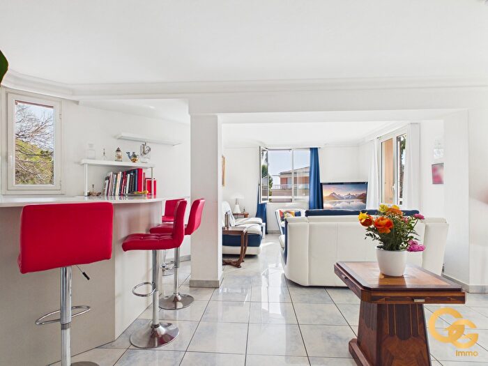 Appartement à vendre - Cannes - 5 pièces - 3 chambres