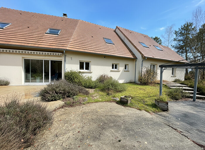 Maison à vendre - Challes - 8 pièces - 6 chambres