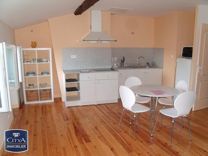 Pamiers, Centre-ville, Mercadal, Villeneuve : Appartement 2 pièces à louer