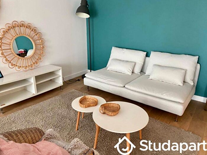 Appartement à louer - Grand Parc, Bordeaux - 3 pièces - 2 chambres