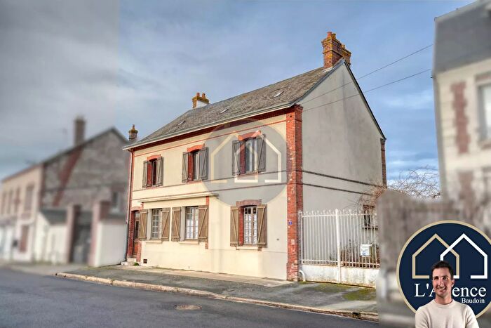 Maison 6 pièces à vendre - Bailleau-Armenonville