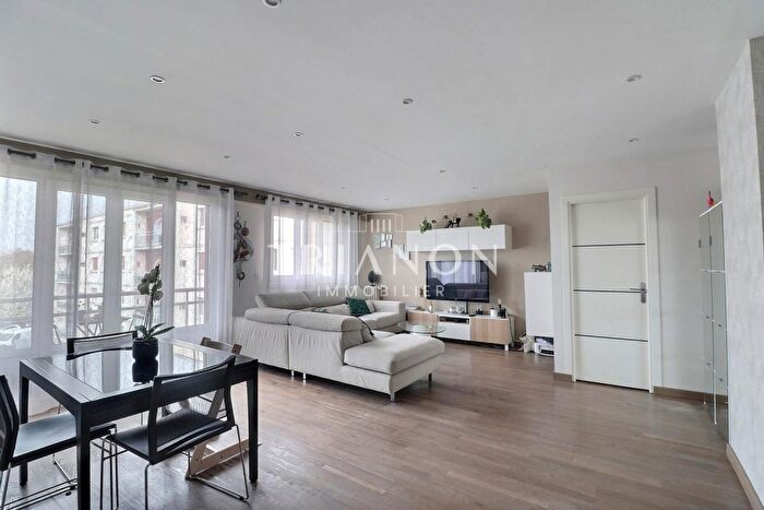 Appartement à vendre - Le Port-Marly - 4 pièces - 2 chambres