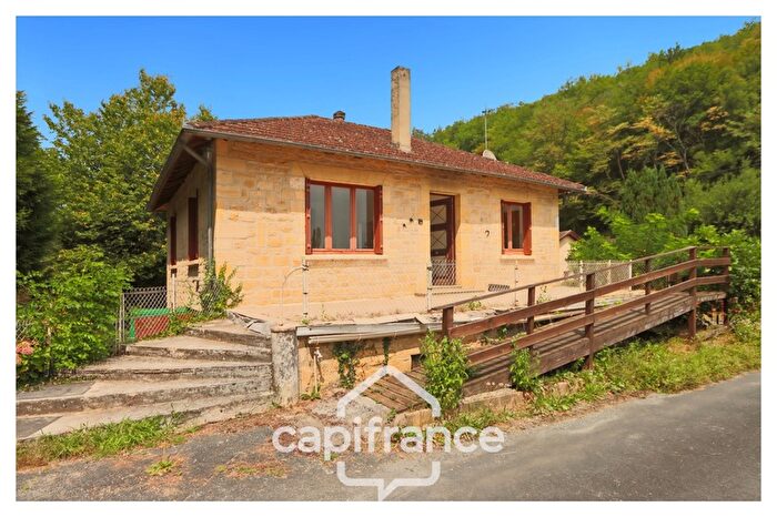 Maison à vendre - Carlux - 5 pièces - 3 chambres