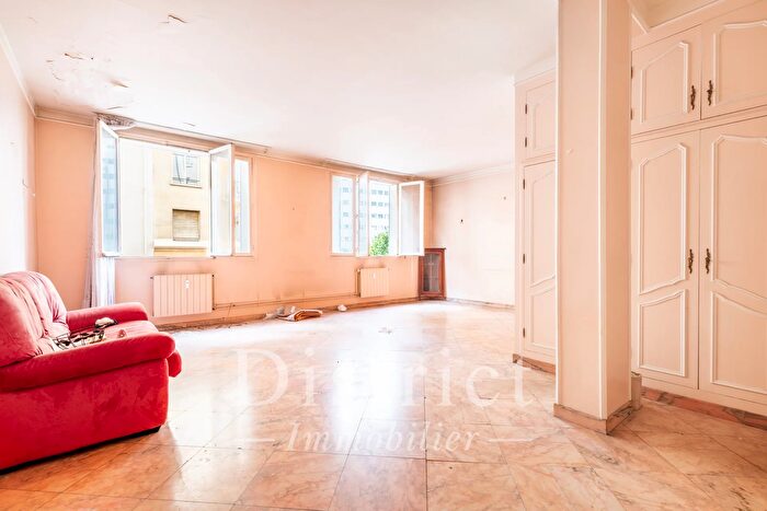 Paris 16ème, Passy, Maison de la Radio, Muette-Sud - Appartement 2 pièces à vendre