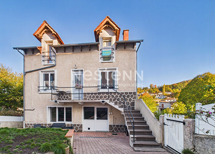 Maison à vendre - Marmanhac - 5 pièces - 3 chambres