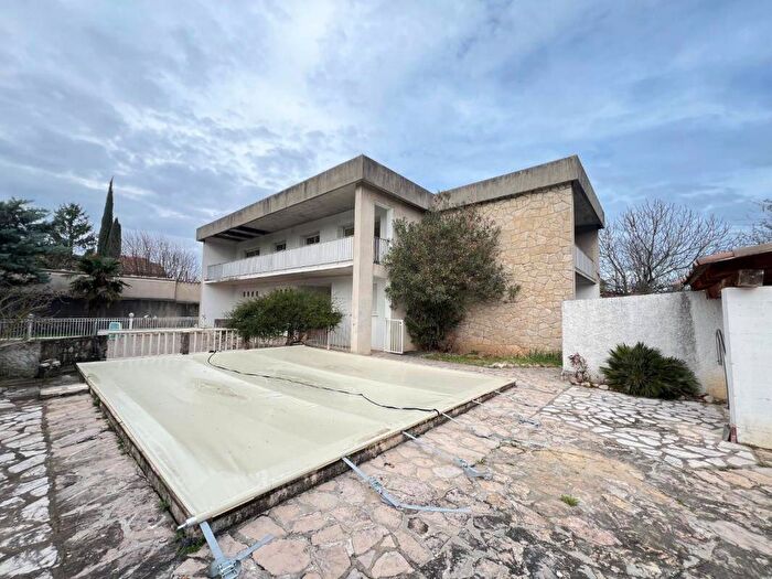 Maison à louer - Les Grezes-Les Travailleurs, Montélimar - 6 pièces - 5 chambres