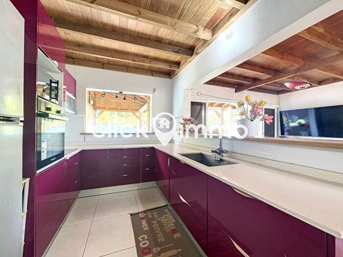 Maison à louer - Baie-Mahault - 4 pièces - 3 chambres