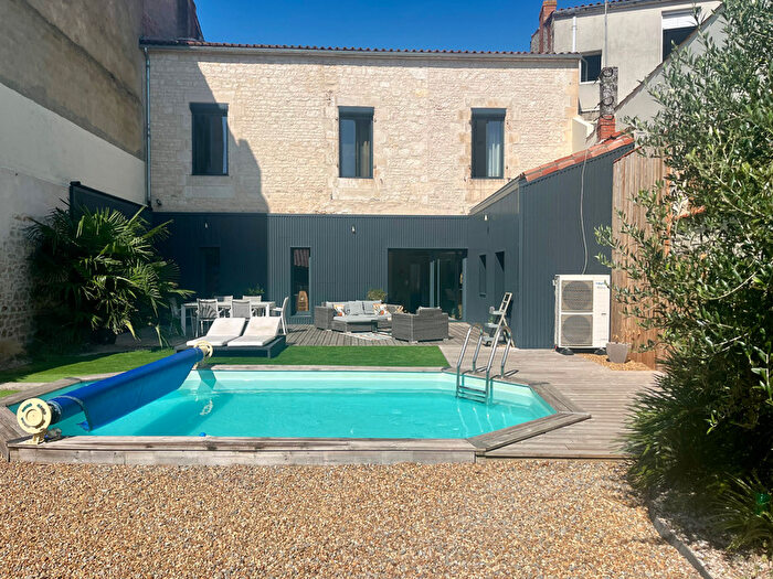 Maison à vendre - Luçon - 14 pièces - 4 chambres