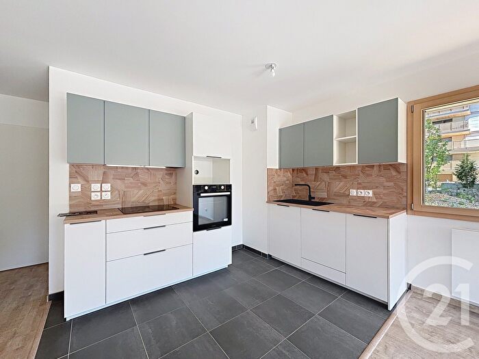 Appartement à louer - La Motte-Servolex - 2 pièces - 1 chambre