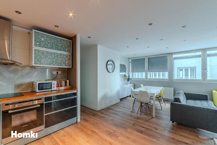 Appartement 4 pièces à vendre - Saint-Étienne, Jacquard, Préfecture