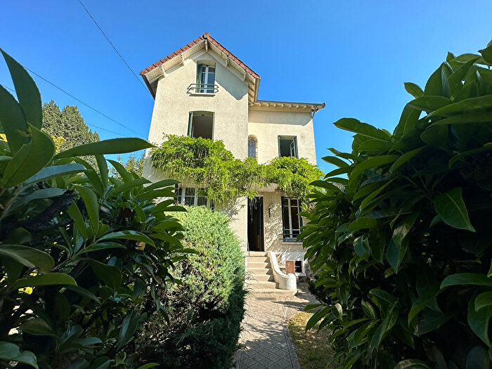 Maison à vendre - Le Raincy, Montfermeil, Grands Côteaux - 5 pièces - 4 chambres